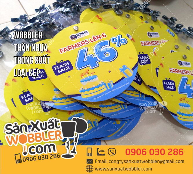 Wobbler quảng cáo giảm giá tại Farmers Market